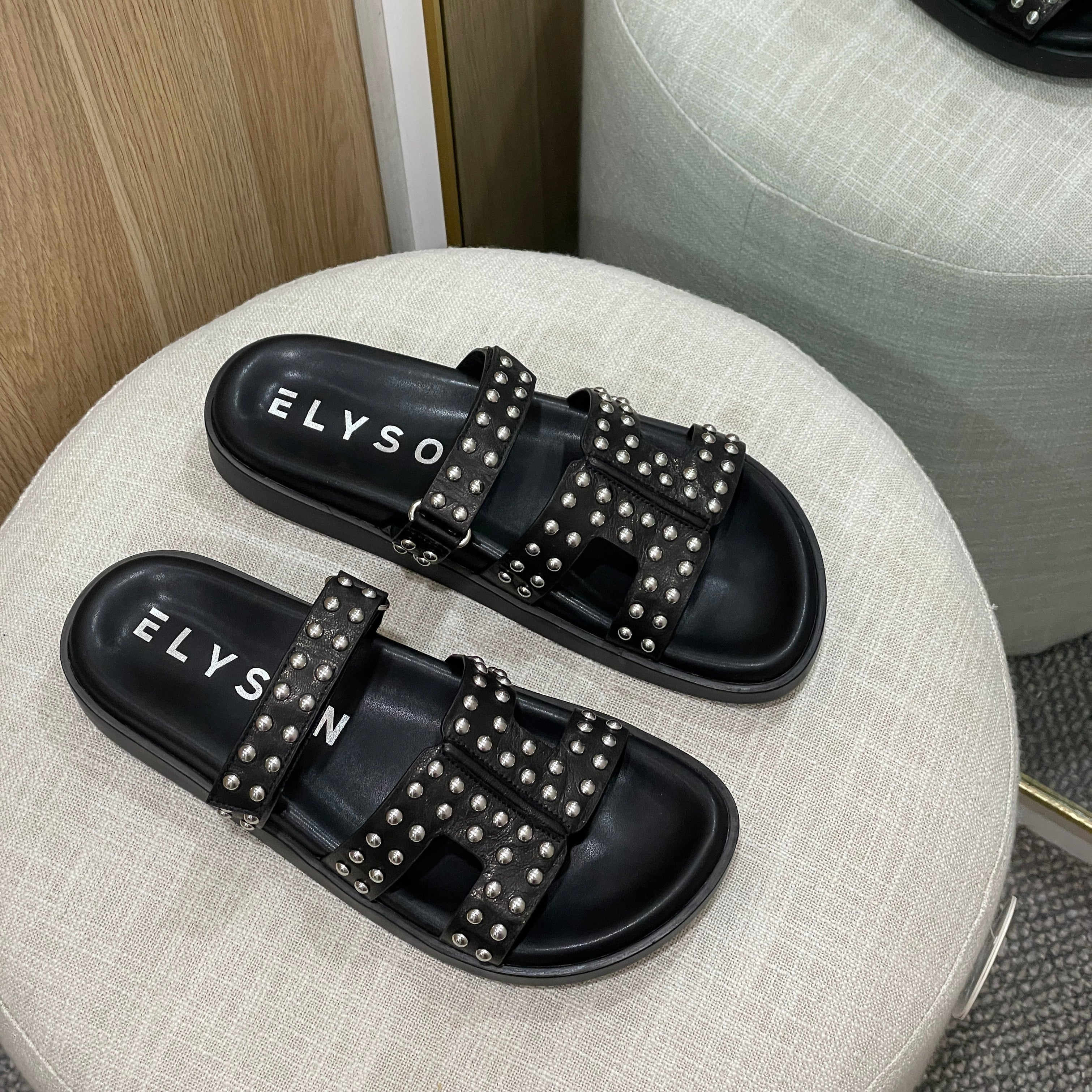 Elyson - Seychelles Slides | Black – Rambling Rose Benalla